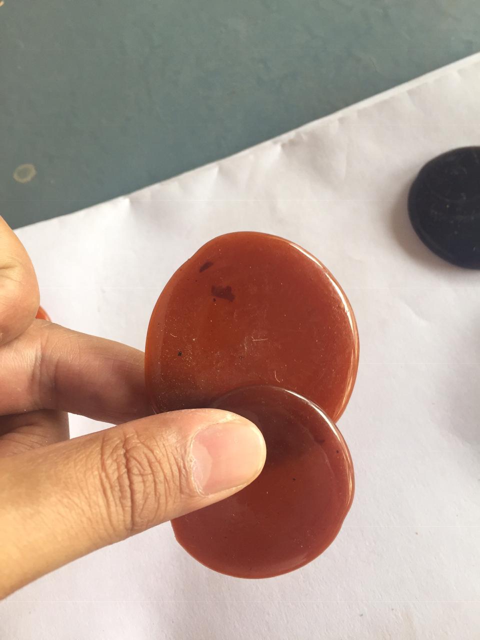 Shellac Flakes Button - Manosol